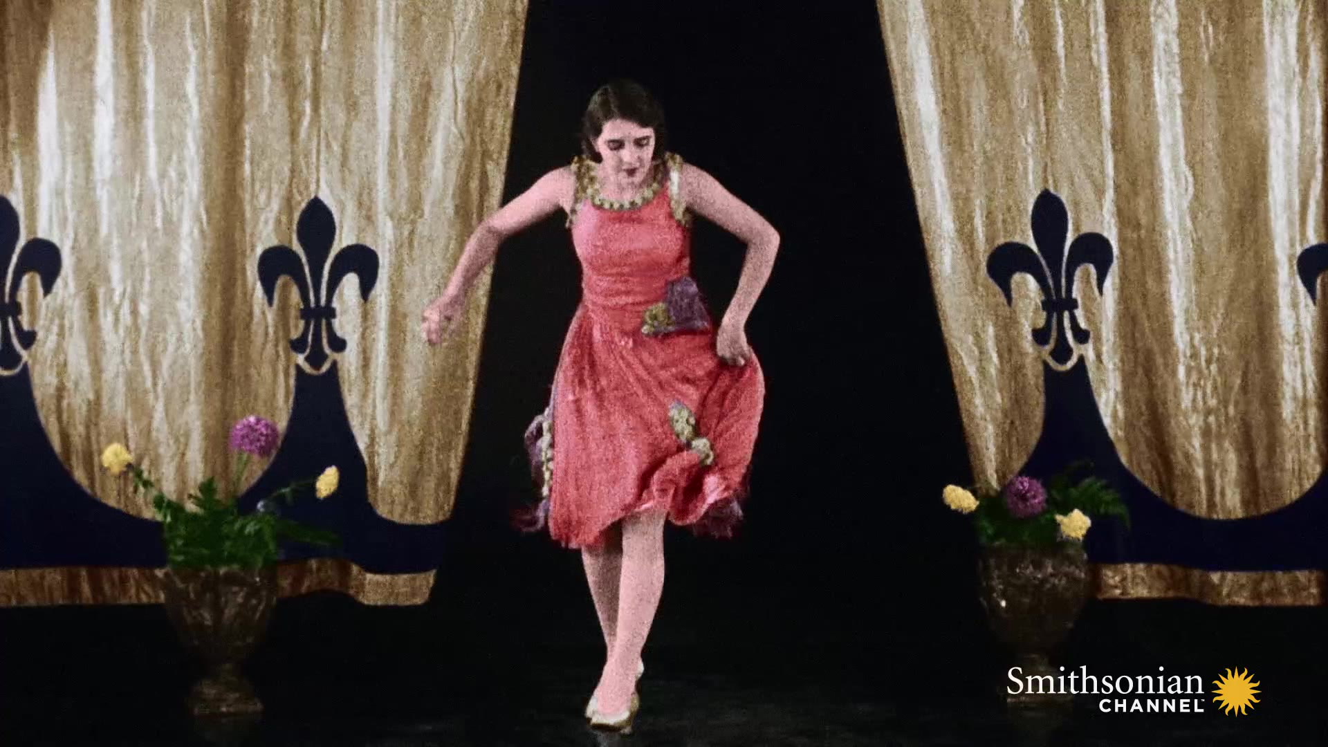 Prohibition Inspired a New Generation of Rebellious Women Smithsonian ...