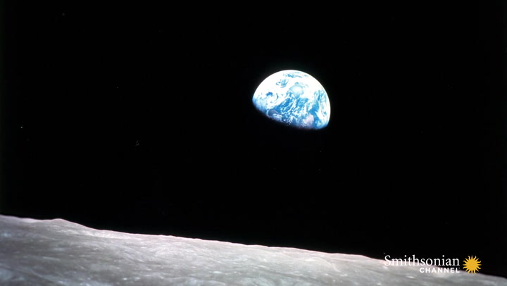 This Apollo 8 Astronaut Took the Famous "Earthrise" Photo Smithsonian ...